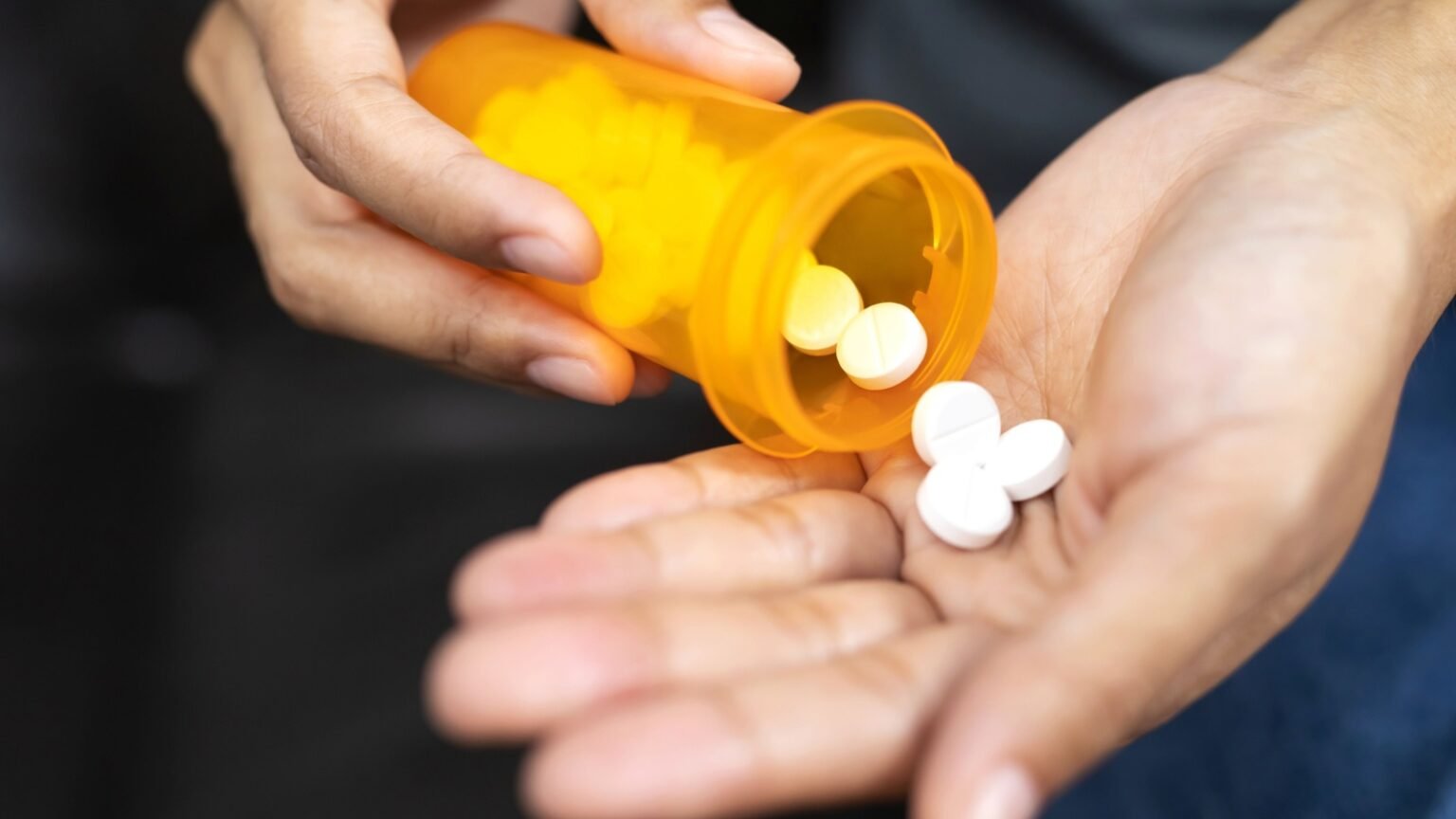 25 Items You Should Always Have in Your Medicine Cabinet