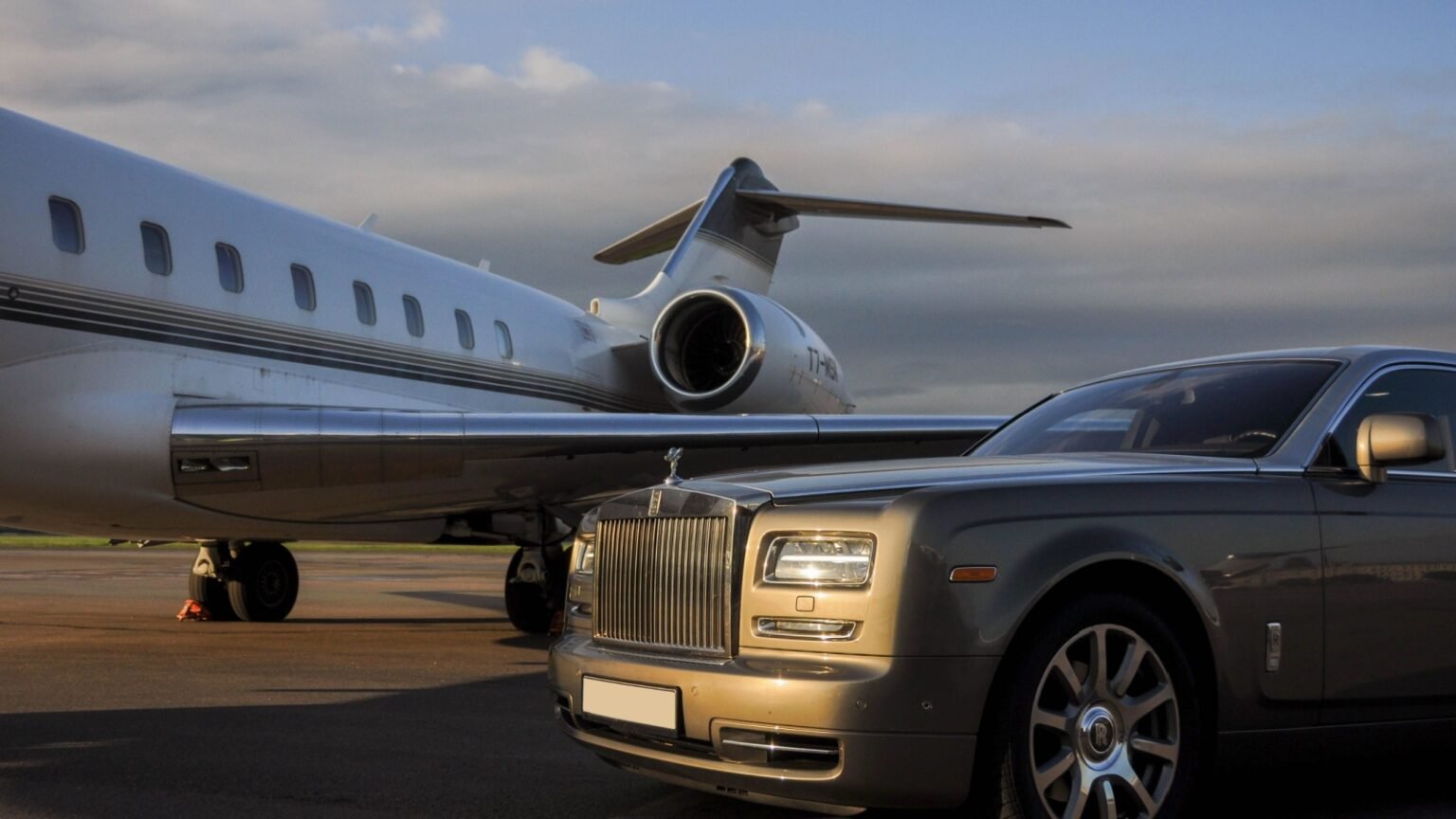21 Upscale Car Brands Associated with Financial Success