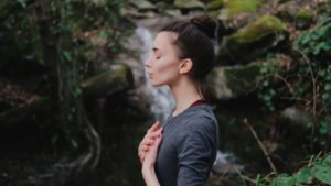 21 Lesser-Known Religions Only Members Know Of