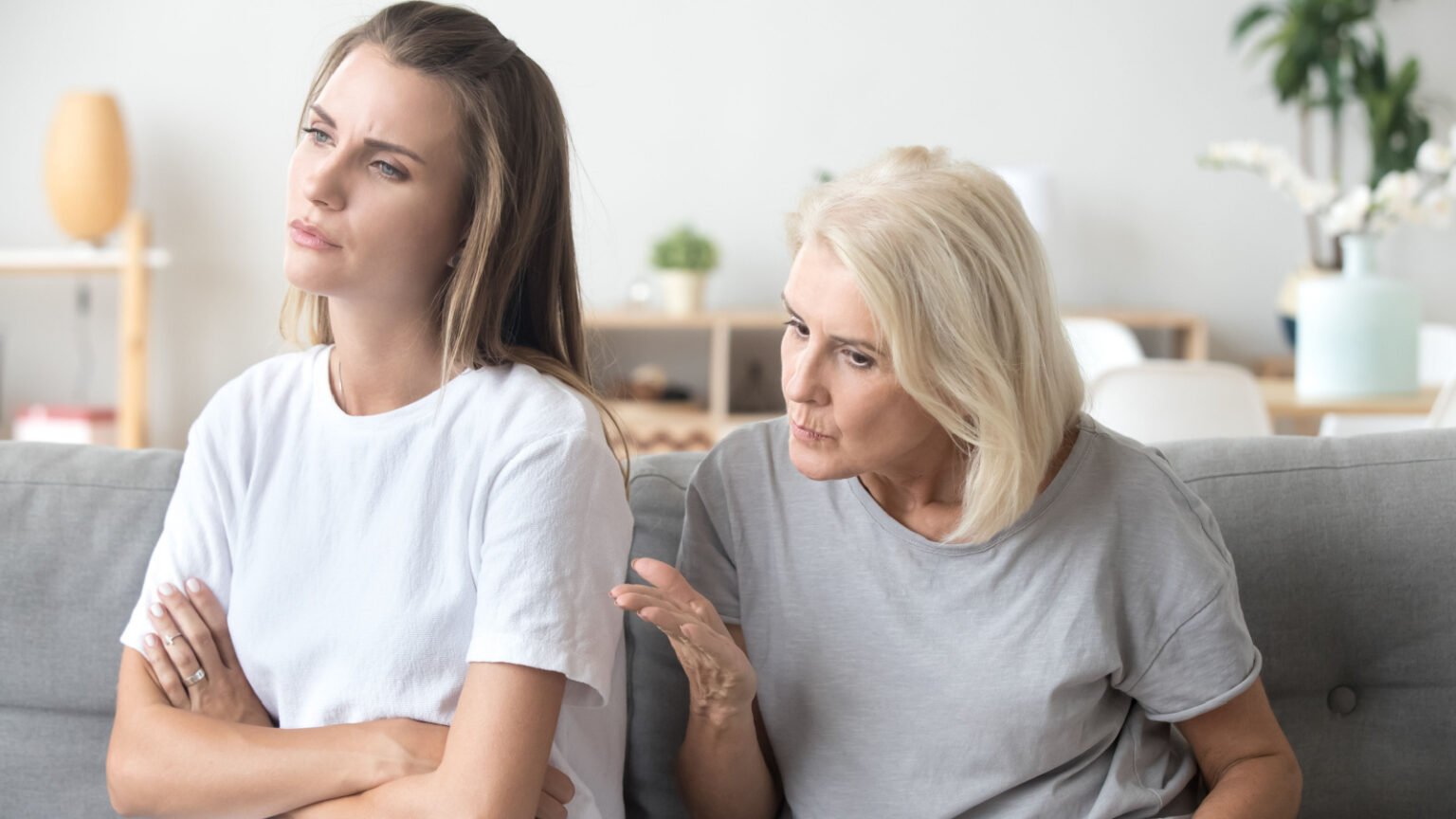 23 Slick Ways to Respond to a Disrespectful Person